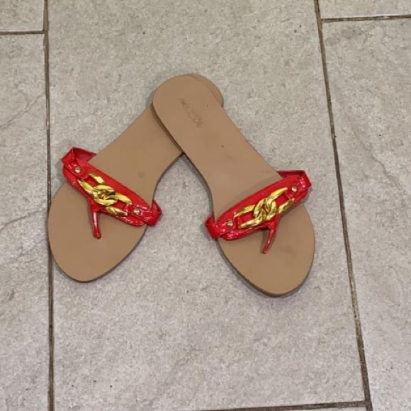 Shoes | Red And Gold Chain Link Summer Thong Sandal | Poshmark